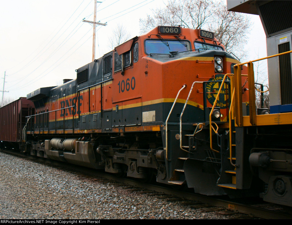 BNSF 1060